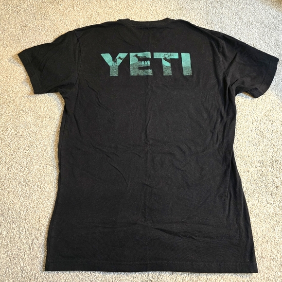 Yeti | Shirts | Yeti Mens Short Sleeve Tee Size Medium Deer Hunting ...